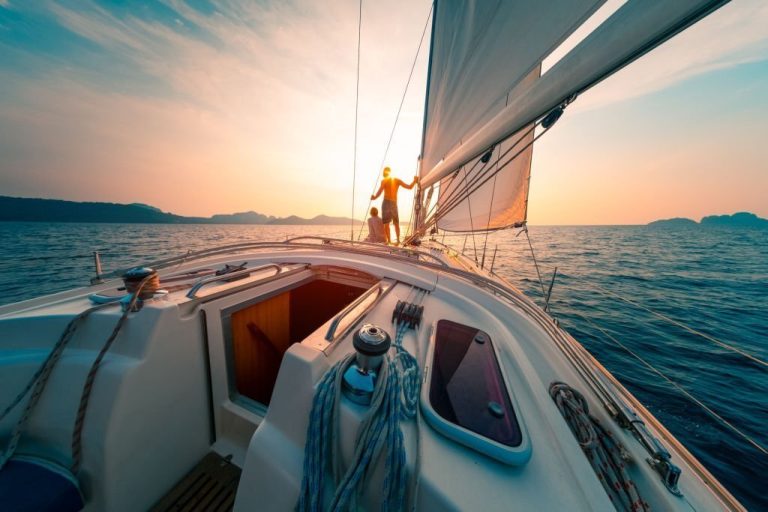 Investing in a Boat in Las Vegas: Costs, Benefits, and Maintenance ...